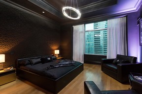 Sexy and seductive, Trump Toronto's all-black penthouse is ready to ...