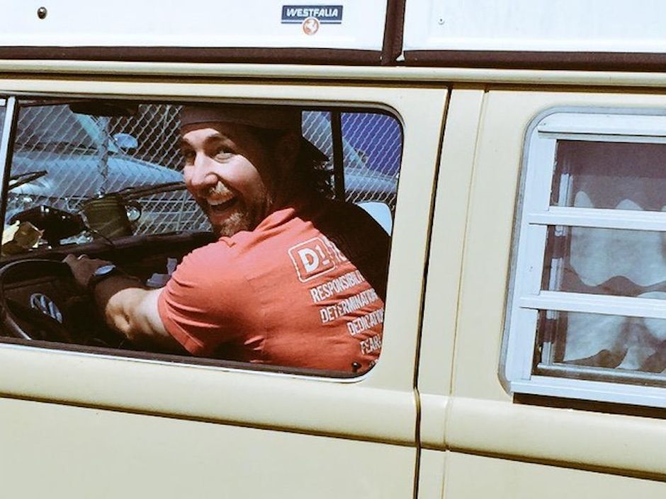 Toronto Blue Jays' R.A. Dickey steals Daniel Norris' famous van, takes ...