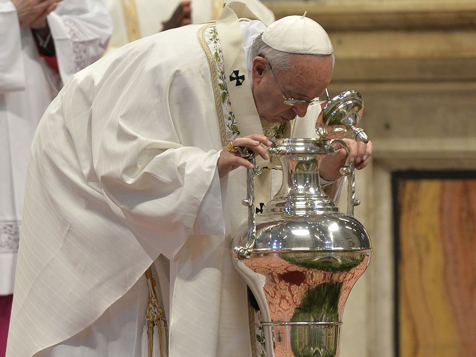 Lay off the pasta, Vatican doctors tell Pope Francis after 78-year-old ...