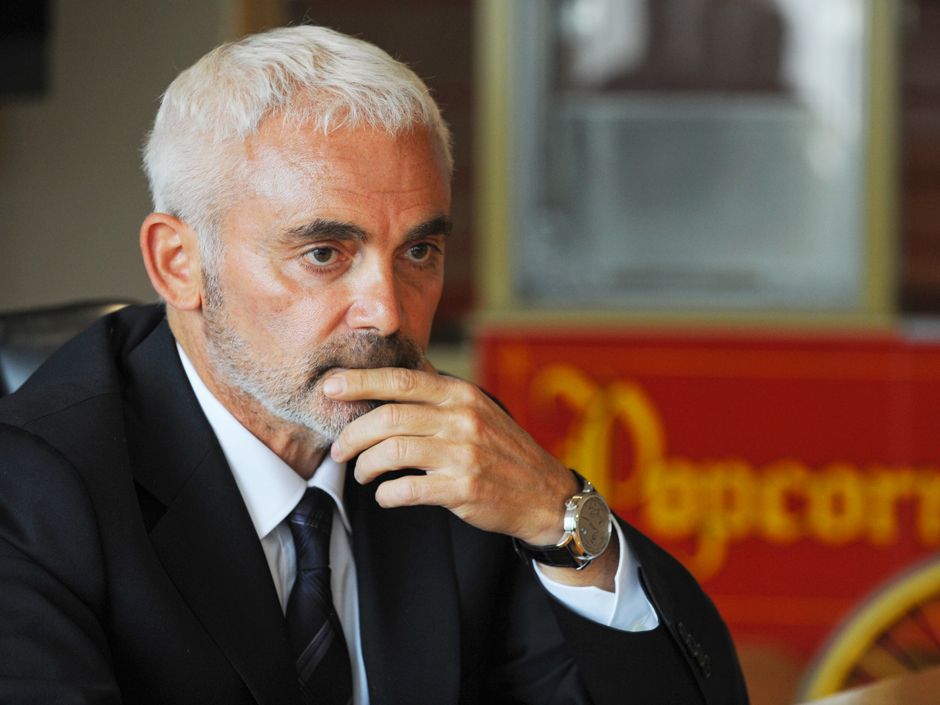 Canadian billionaire's charity — tied to Clinton Foundation — defends ...