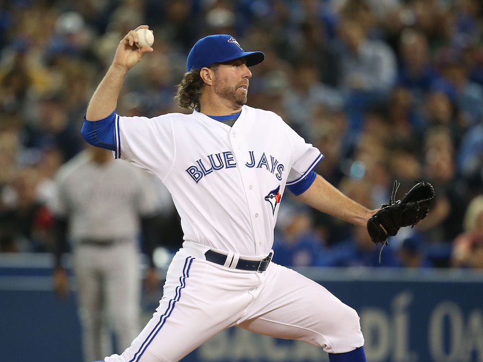 Toronto Blue Jays' Russell Martin, R.A. Dickey lead team to win over ...