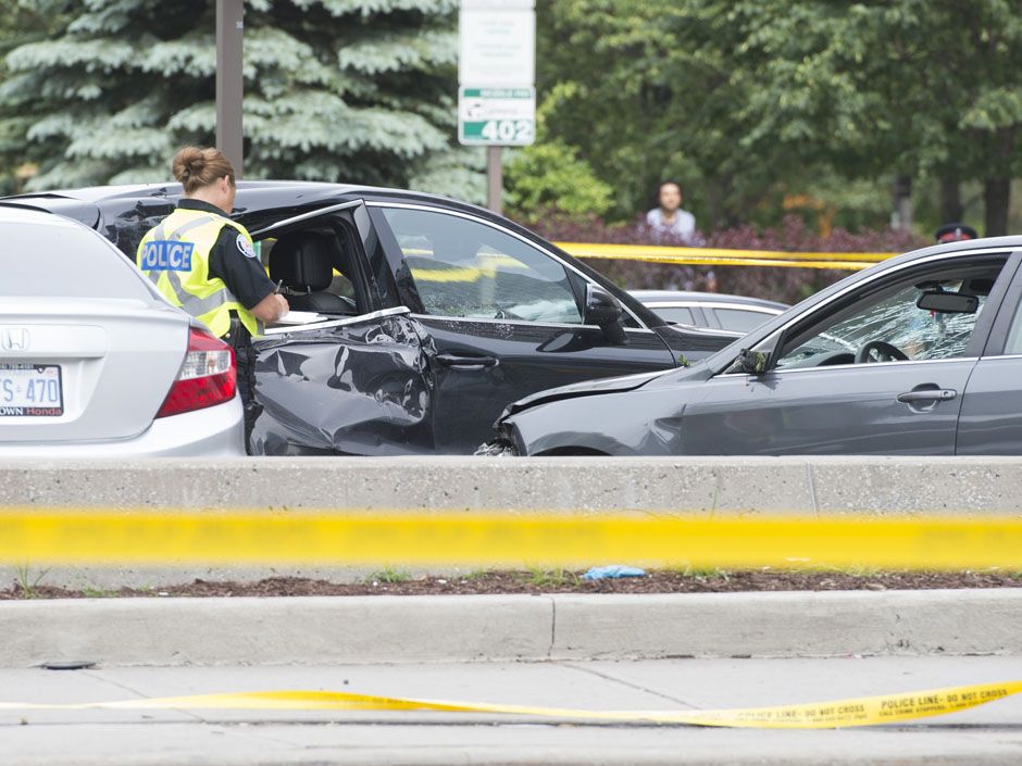 Driver crashes into four pedestrians in Toronto, leaving one dead ...