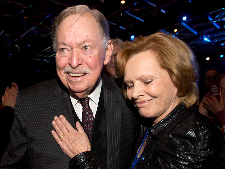 Jacques Parizeau, former Quebec premier and sovereigntist leader, dead ...