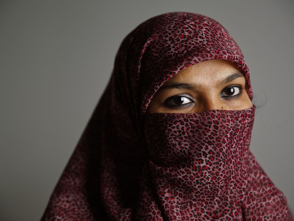 Barbara Kay: The social right to see each other's faces | National Post