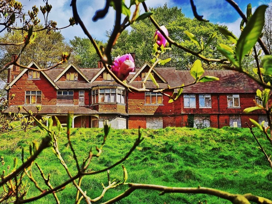 Court challenge against plan to redevelop Sir Arthur Conan Doyle's ...