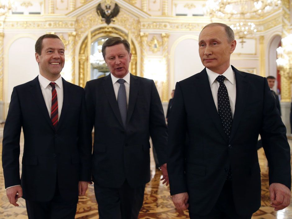 The 'gunslinger’s gait': How a KGB guide on strutting your stuff helped ...