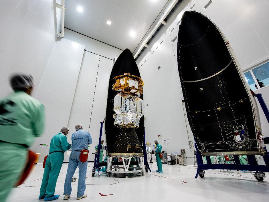 To prove a century-old Einstein theory about black holes, the ESA is ...