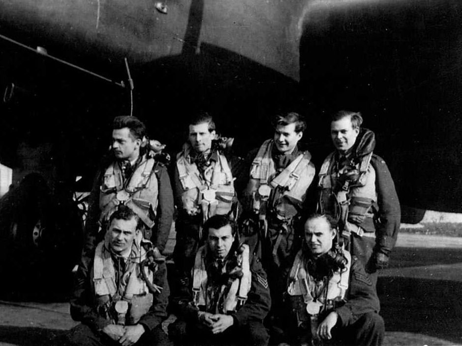 Second World War navigator's helmet comes home to Regina seven decades ...