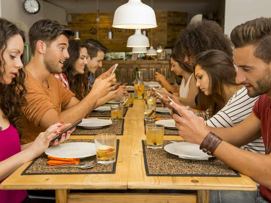 Trying to detox from cellphone addiction | National Post