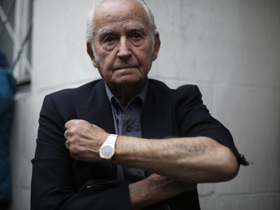 'I cannot forgive him': Auschwitz survivor confronts Nazi guard on ...