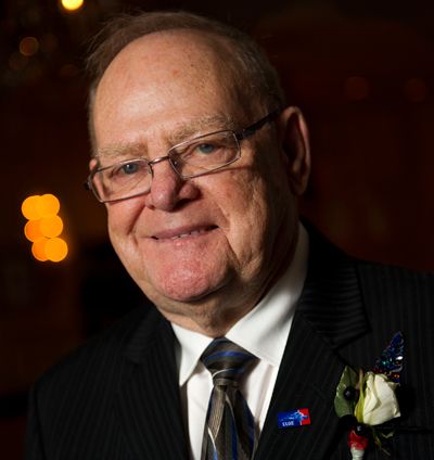 Terry Fox's father, Rolly, dies at 80 following battle with lung cancer ...