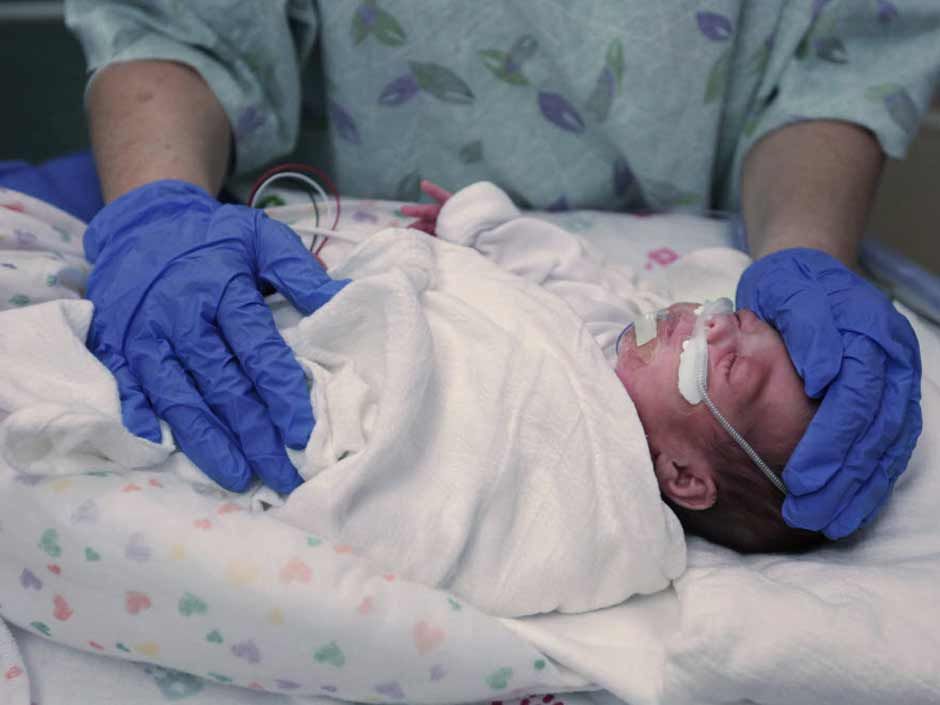 Hospitals seek better pain relief for preemies | National Post