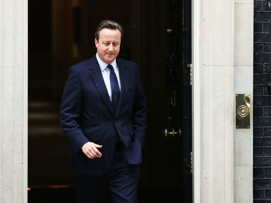 Cameron decries 'despicable racism' and Palin dumps New World Order ...