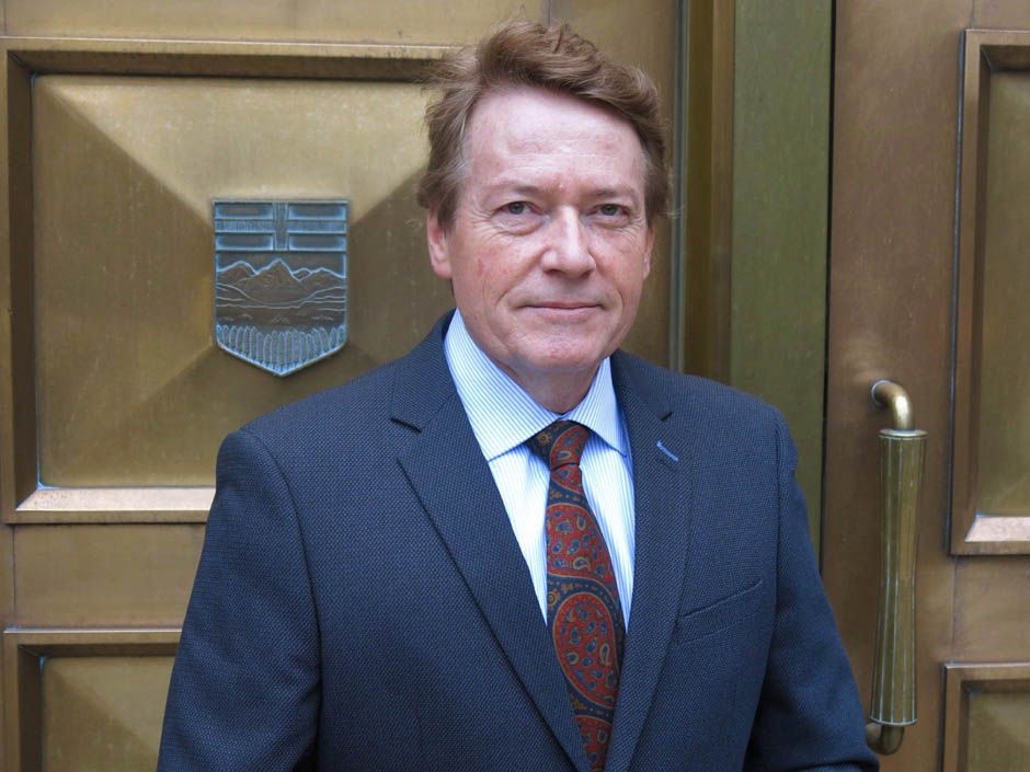 Judge awards former journalist Arthur Kent $250,000 in legal costs ...