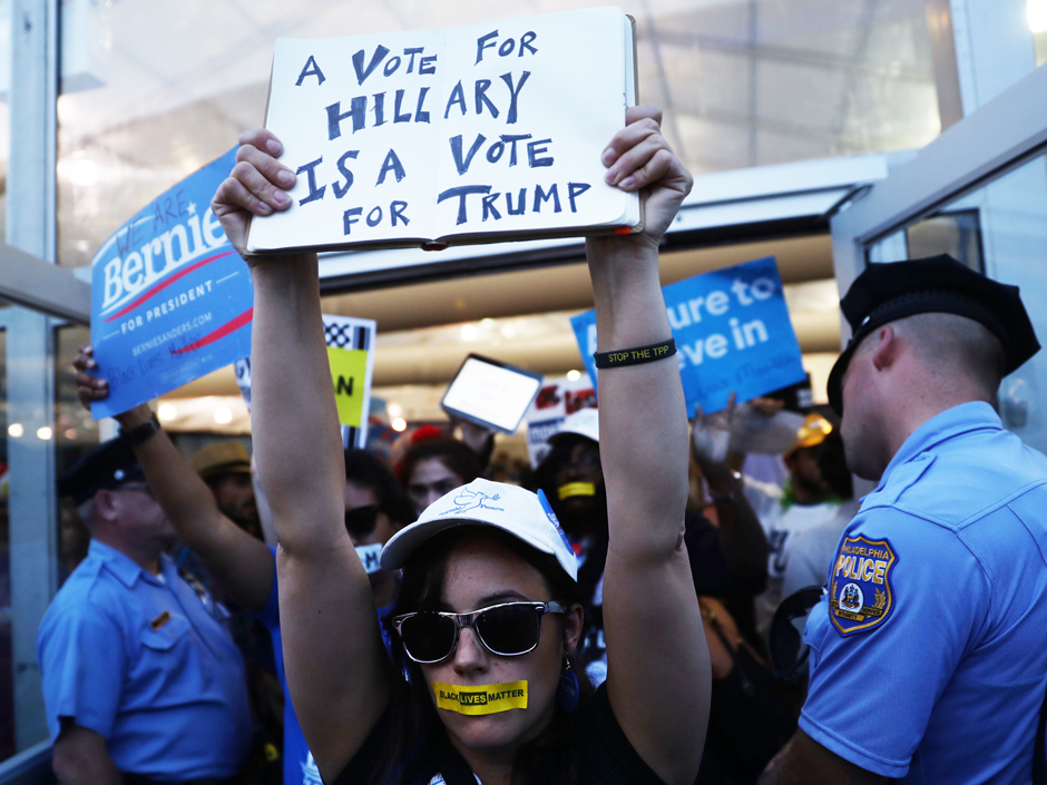 Walkout by defiant Bernie Sanders supporters mars Hillary Clinton’s ...