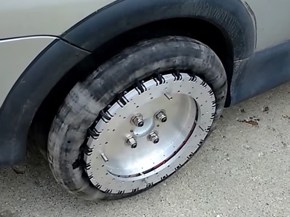 A Canadian man invented a wheel that can make cars move sideways ...