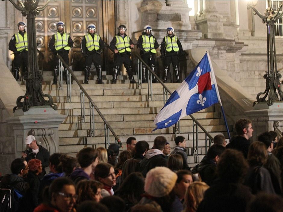 'A powerful symbol': The red square from Quebec’s student protests can ...