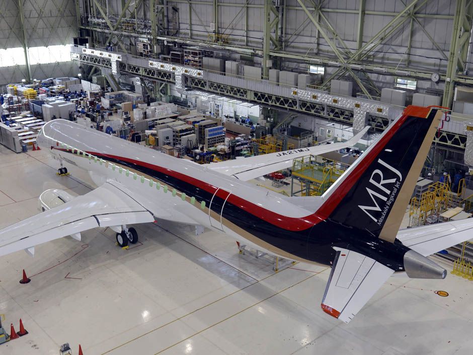 Mitsubishi aborts second test flight for Japan's first passenger jet, a ...