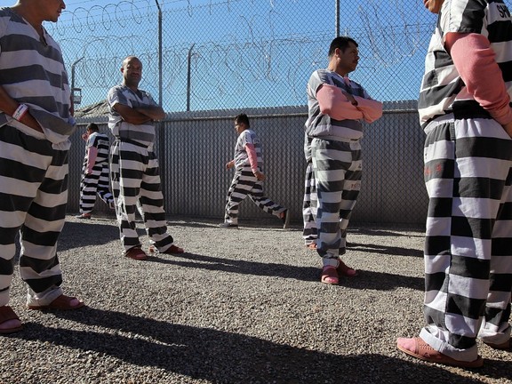 Controversial Arizona sheriff who forced inmates to wear pink, live in ...