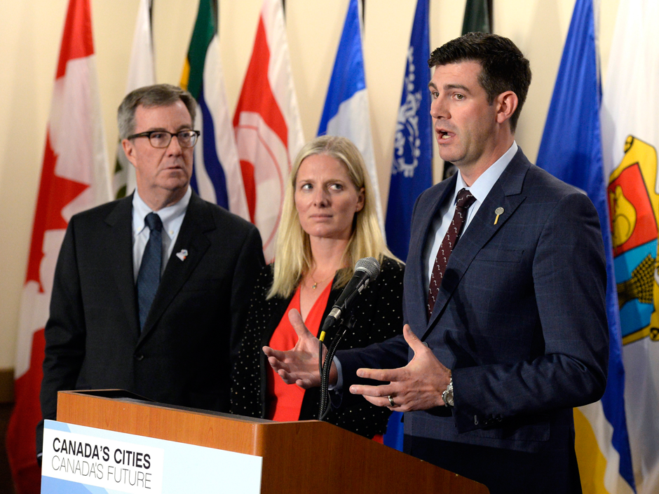 Canada's big city mayors like Trudeau’s style but want to see more ...