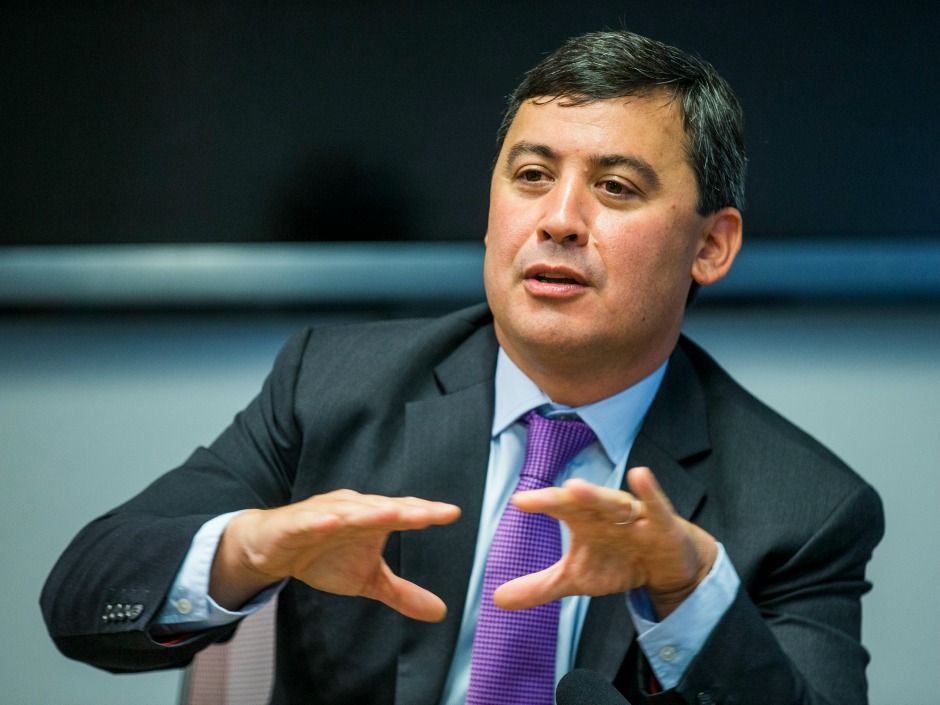 Tory leadership candidate Michael Chong wants to privatize CMHC to ...