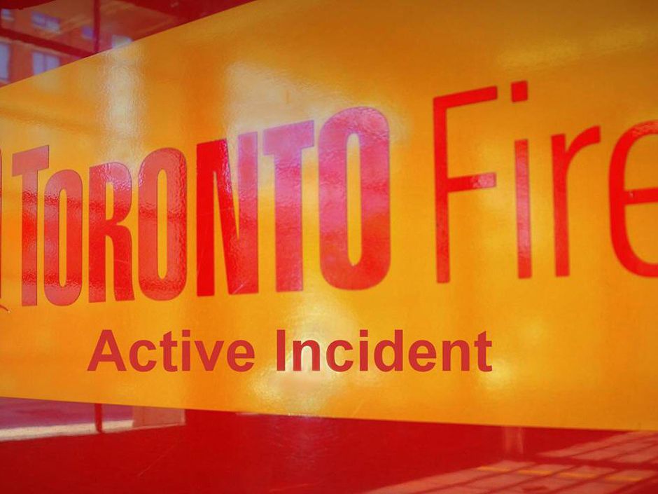 Acid fog released after chemicals mixed in Toronto neighbourhood ...