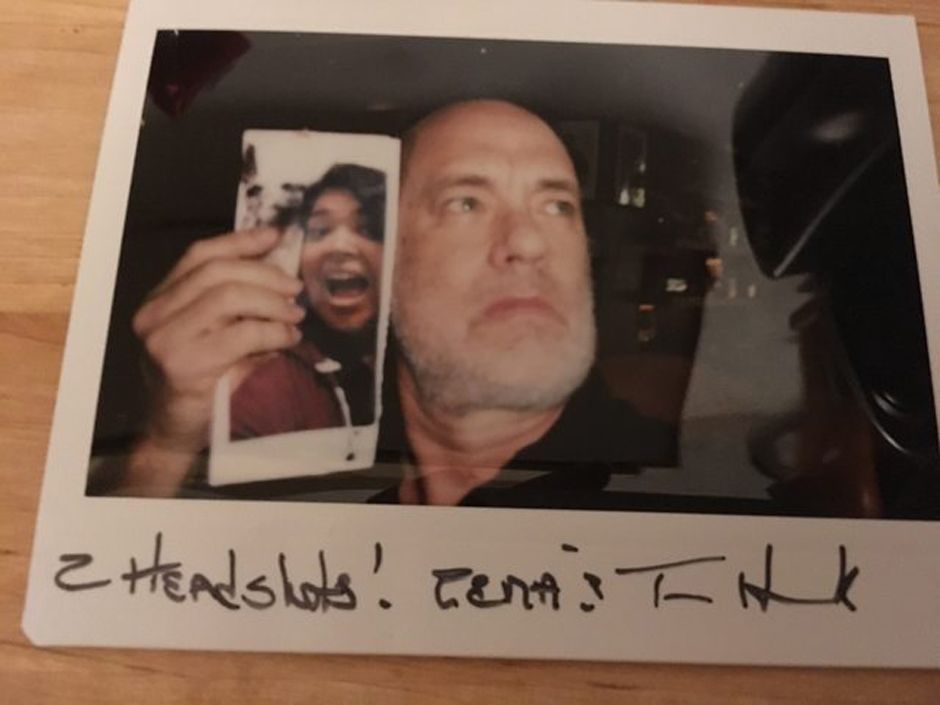 'Damn fine town': Tom Hanks sends Toronto fan a selfie and letter ...