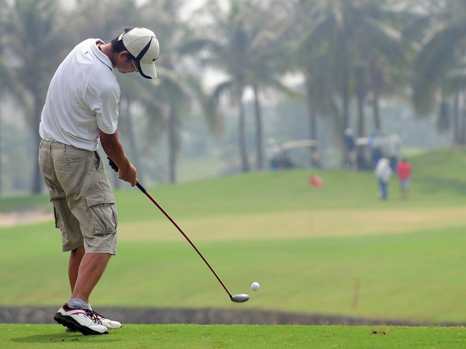 Communist Party members told to stay off the links as China shuts down ...