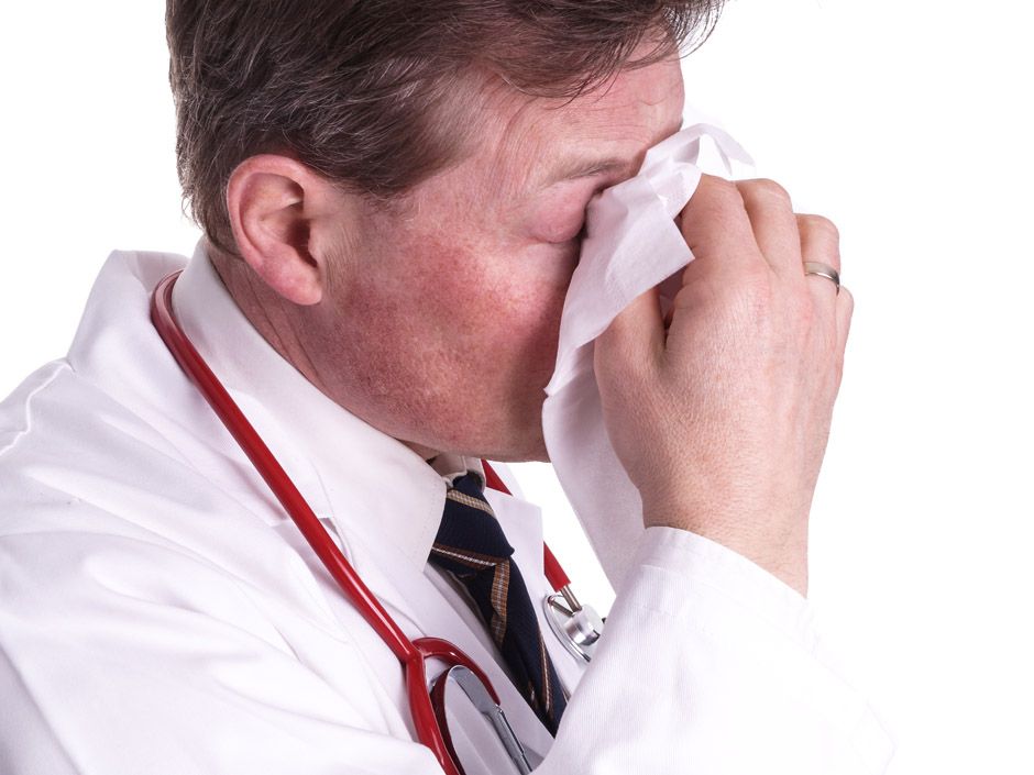 Should sneezing doctors stay home? The 'big problem' of doctors who ...