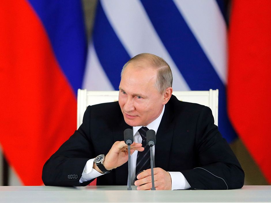 Vladimir Putin signs order for Russia to recognize documents issued by ...