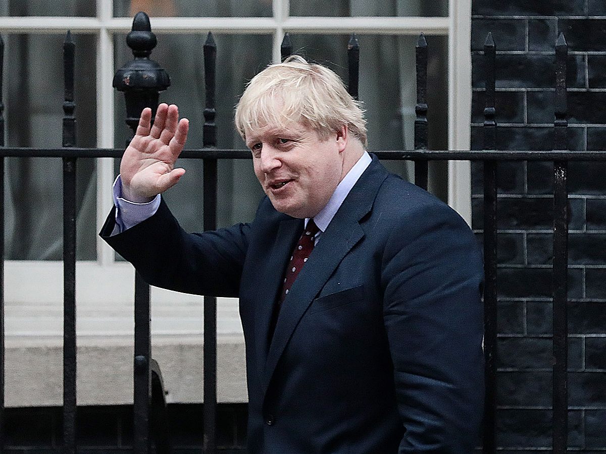 'Expatriating' Americans renounce their citizenship at a potentially ...