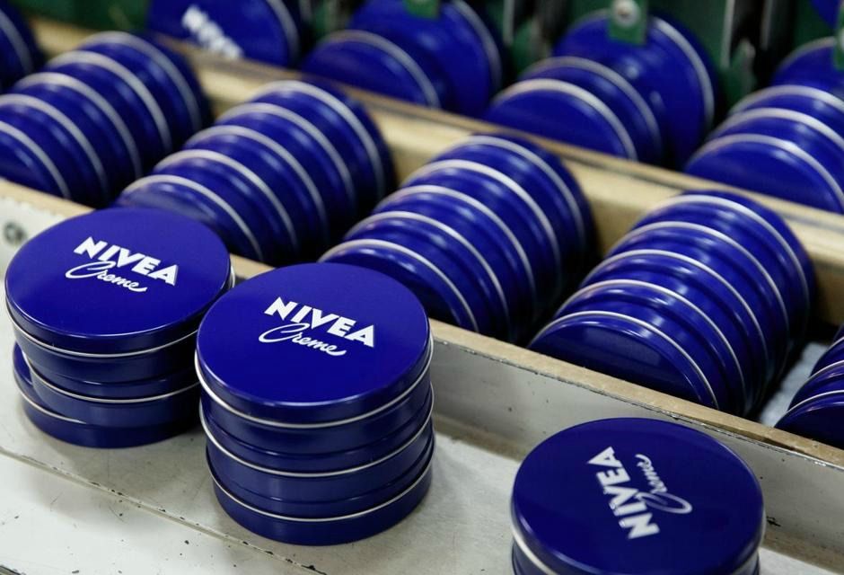 'PR nightmare': Nivea's 'White Is Purity' ad campaign embraced by white ...
