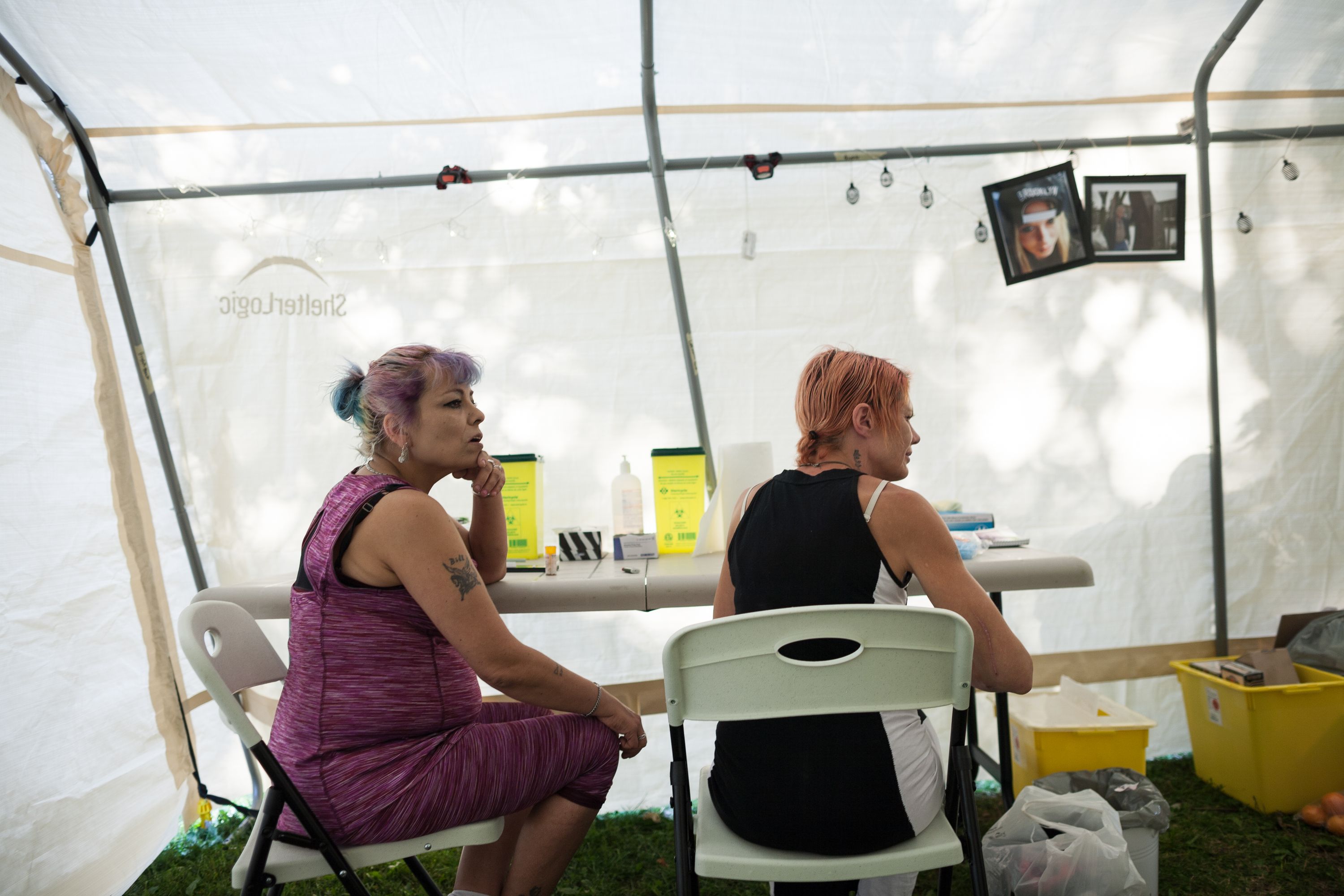 Toronto's first safe injection site, a tent in Moss Park, unofficial ...