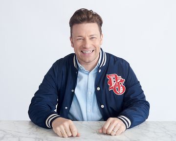 Quebec celebrity chef Giovanni Apollo in hot water over report he ...