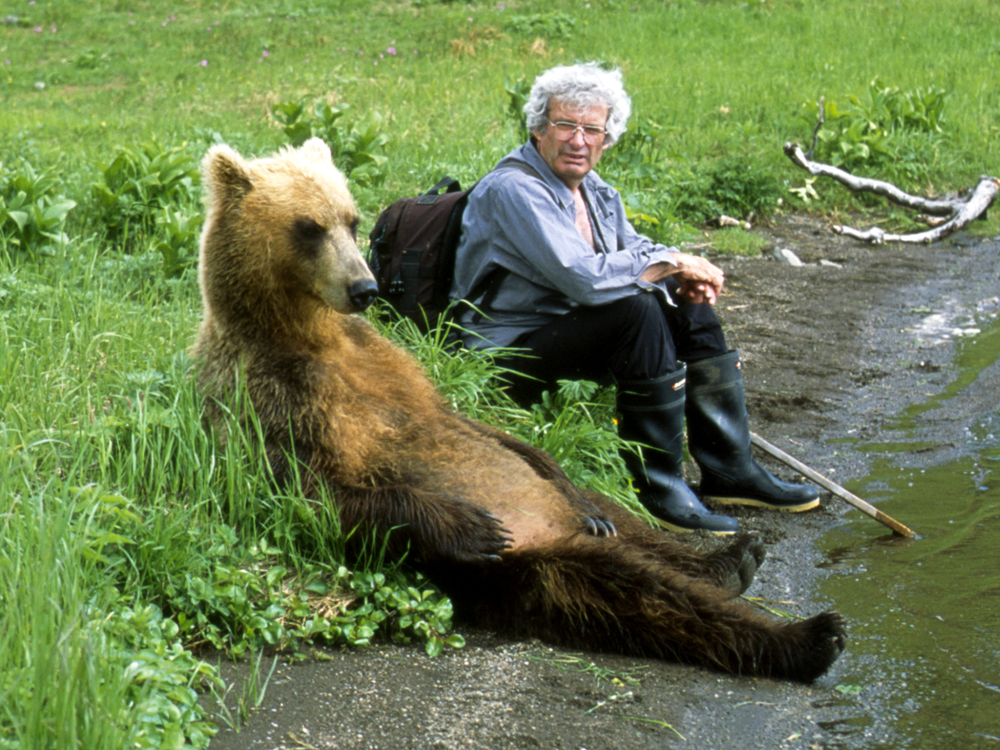 'A bear's best friend': Alberta naturalist Charlie Russell who lived ...