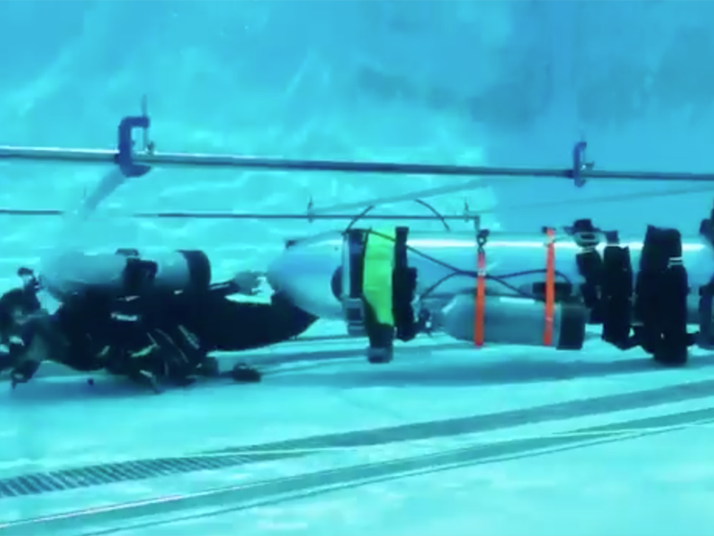 Elon Musk built a 'kid-sized submarine' to help Thai boys soccer team ...