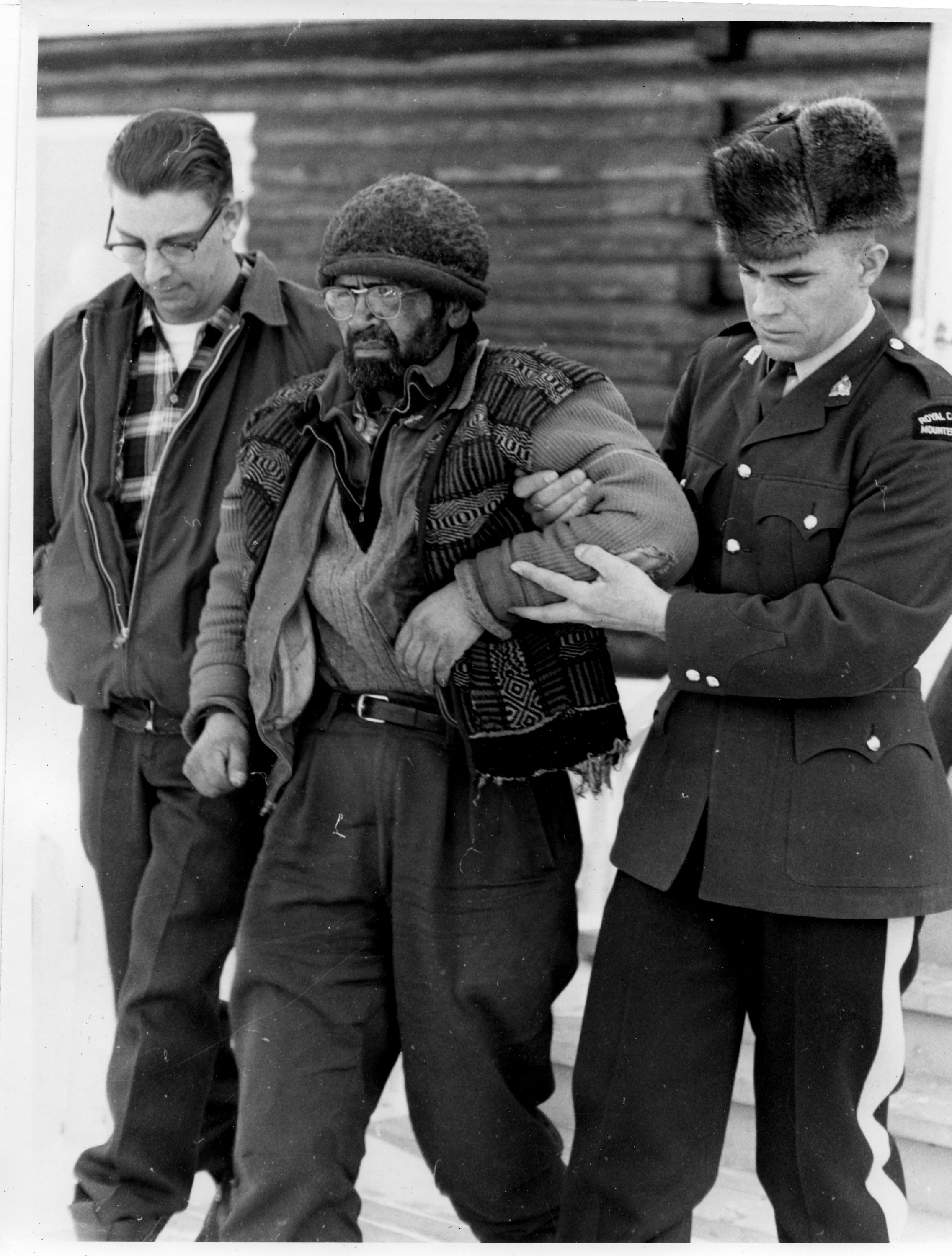 Helen Klaben, U.S. woman who survived plane crash and spent 49 days stranded in Yukon, dies aged ...