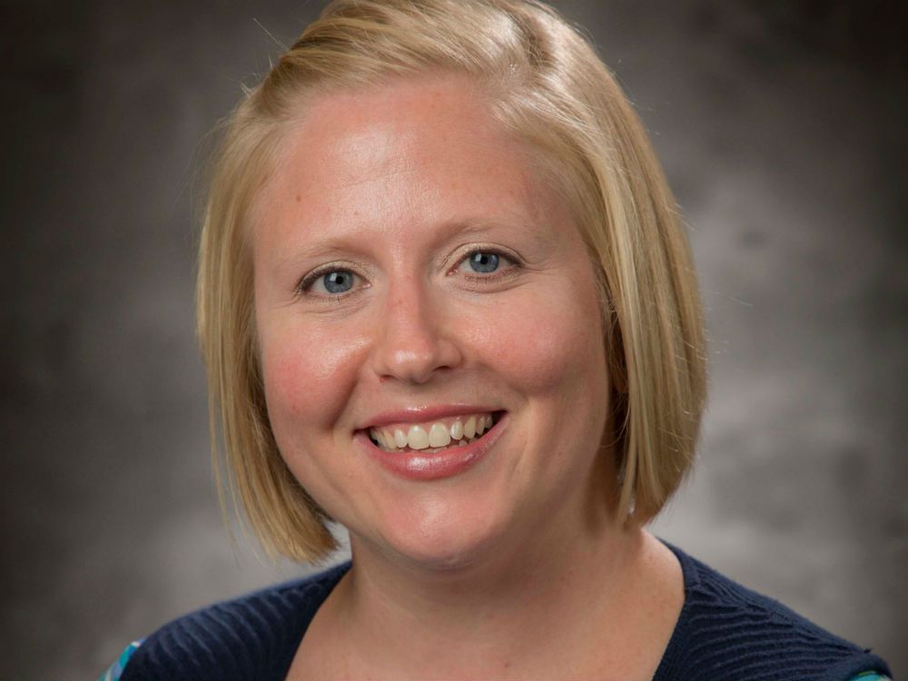 Duke professor warns Chinese students, tells them to speak English on ...