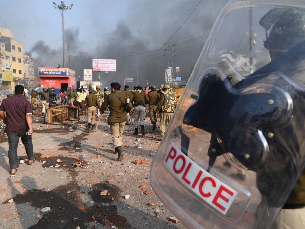 India riots leave at least 22 dead as violence rocks New Delhi during ...