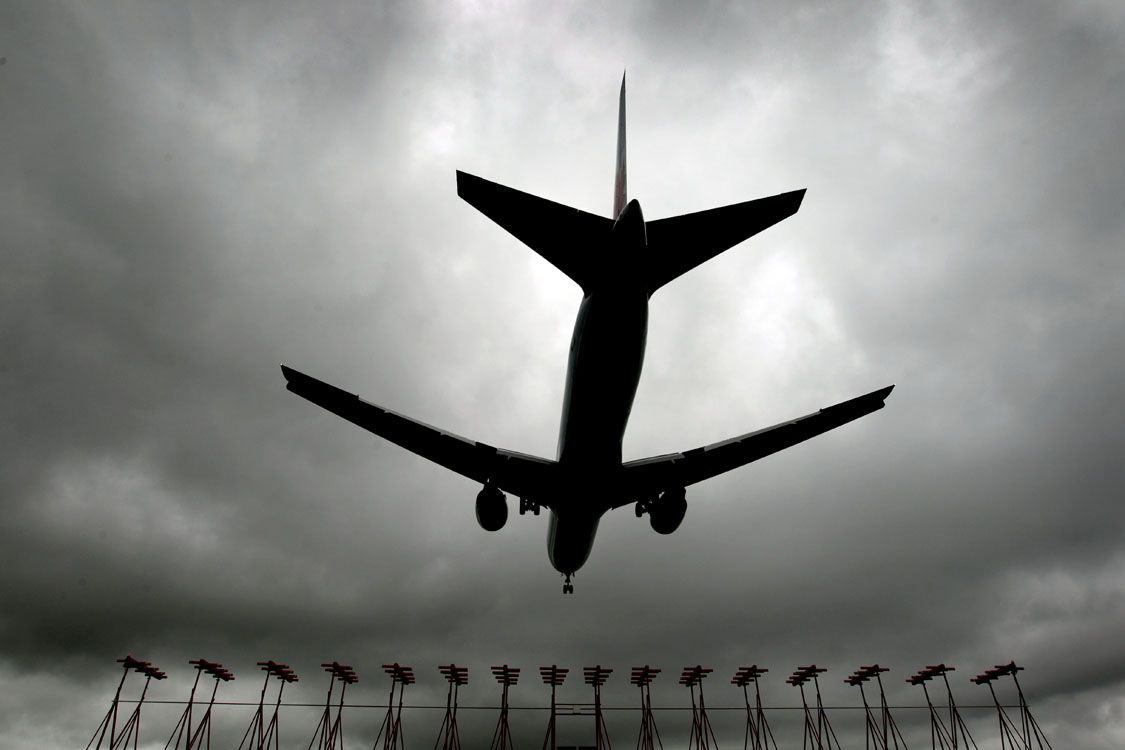 Make it a crime, union urges after Jazz pilot injured in laser strike ...