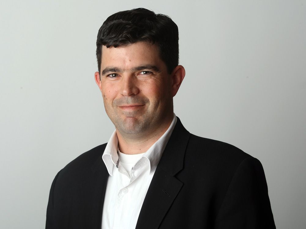 Scott Stinson on COVID-19: Should we all just embrace pandemic hair ...