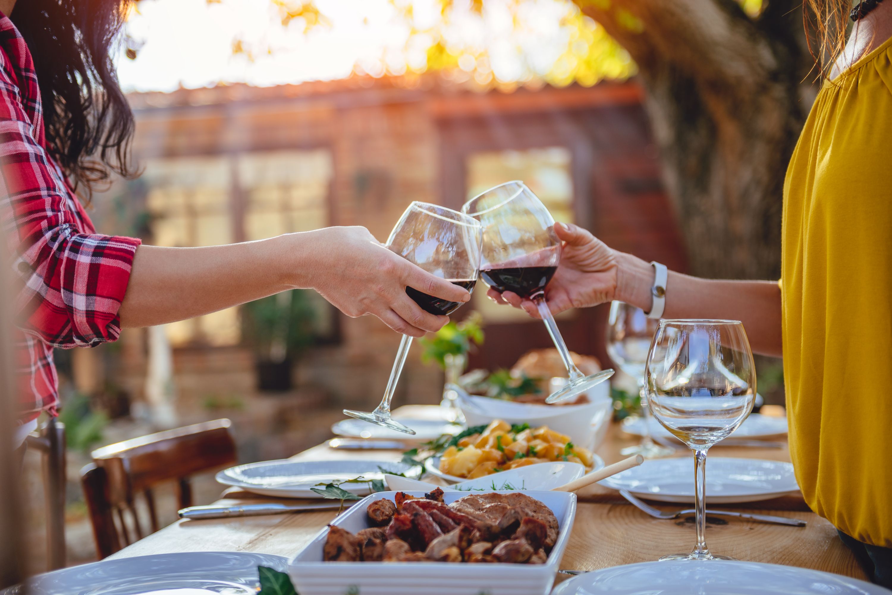 Advertisement: 14 businesses offering wine, beer and spirit delivery ...