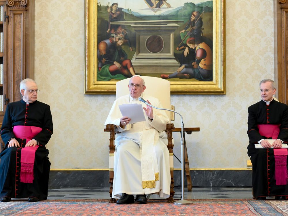 'Infidels': Ultra-conservative Catholic groups slam Pope Francis over ...