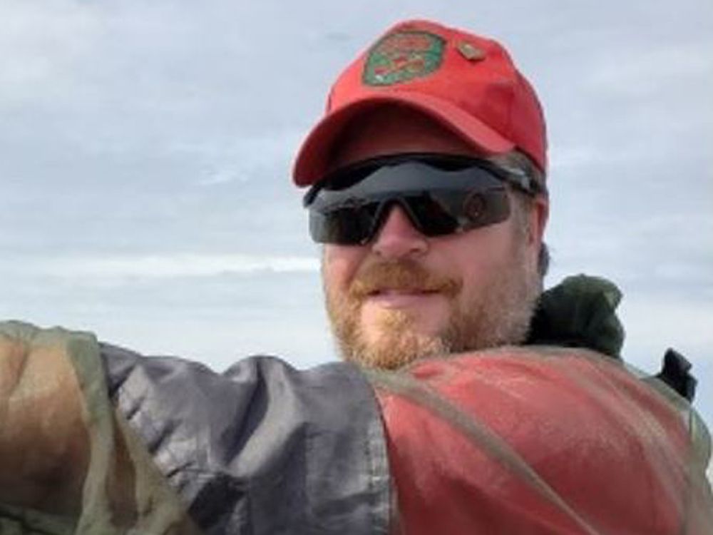 Armed man arrested near PM's residence roamed the area for 13 minutes ...