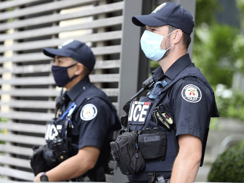 Toronto police to get 2,350 body cameras as part of reforms in wake of ...