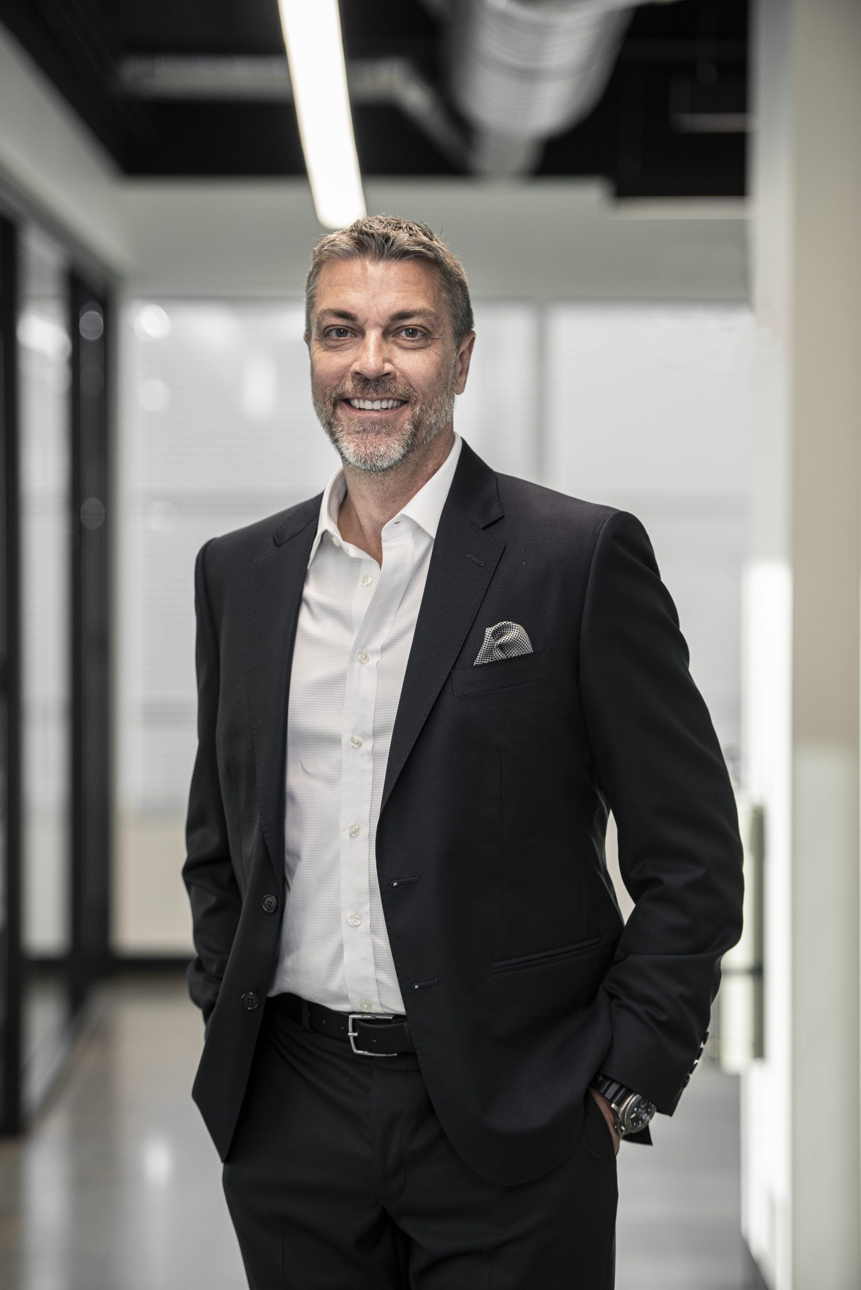 Advertisement: eStruxture: A Canadian thought leader in the data ...