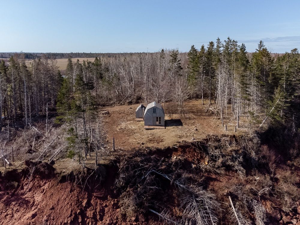 Painter Alex Colville’s self-designed waterfront cabin put on the ...