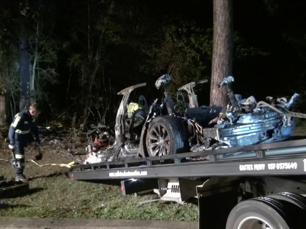 Texas police to demand Tesla data as Musk denies Autopilot use in fatal ...