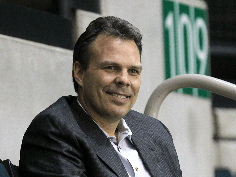 Scott Stinson: Very least Kevin Cheveldayoff could do is apologize for ...