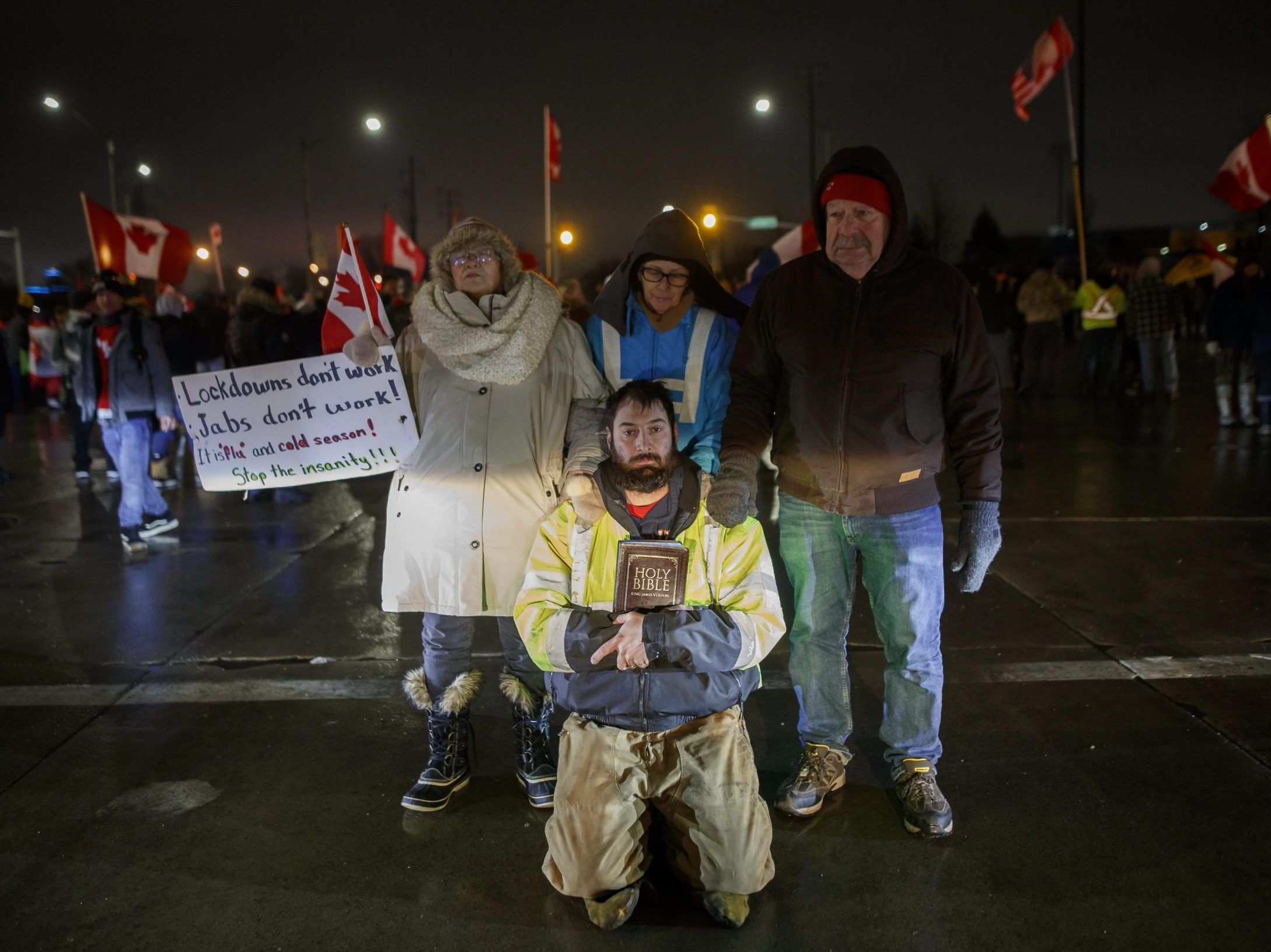 UPDATE: Injunction to move blockade from Ambassador Bridge just brings ...